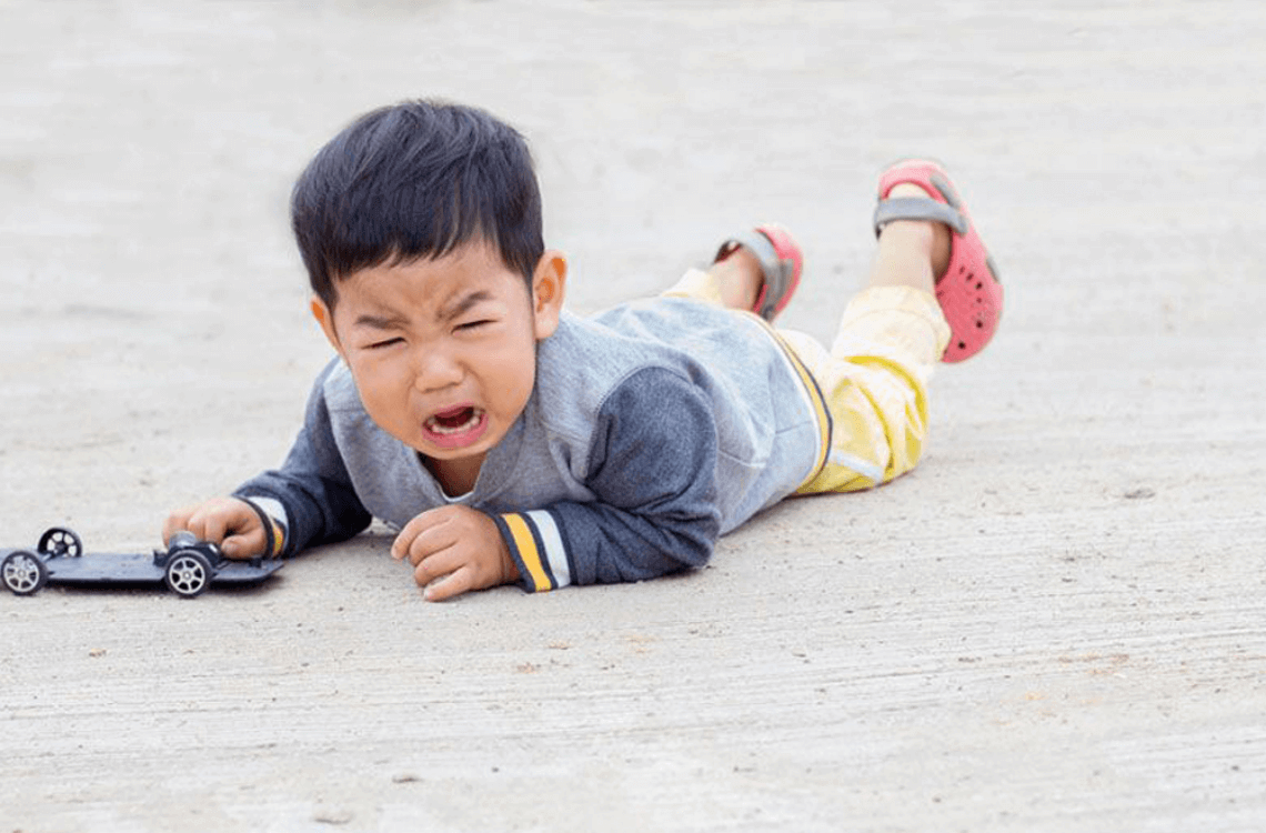 Be Stress Free And Handle Your Child's Tantrums Like A Pro