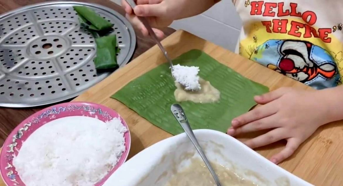 Lepat Pisang (Steamed Banana Packets) are A Healthy Dessert