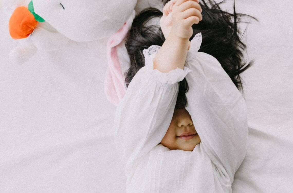 What Is Middle Child Syndrome and 7 Tips To Prevent It