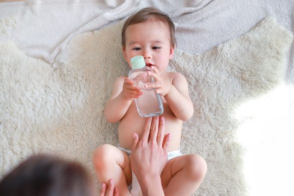 Baby Oil: Your Baby Will Positively Squeal in Delight When You Use ...