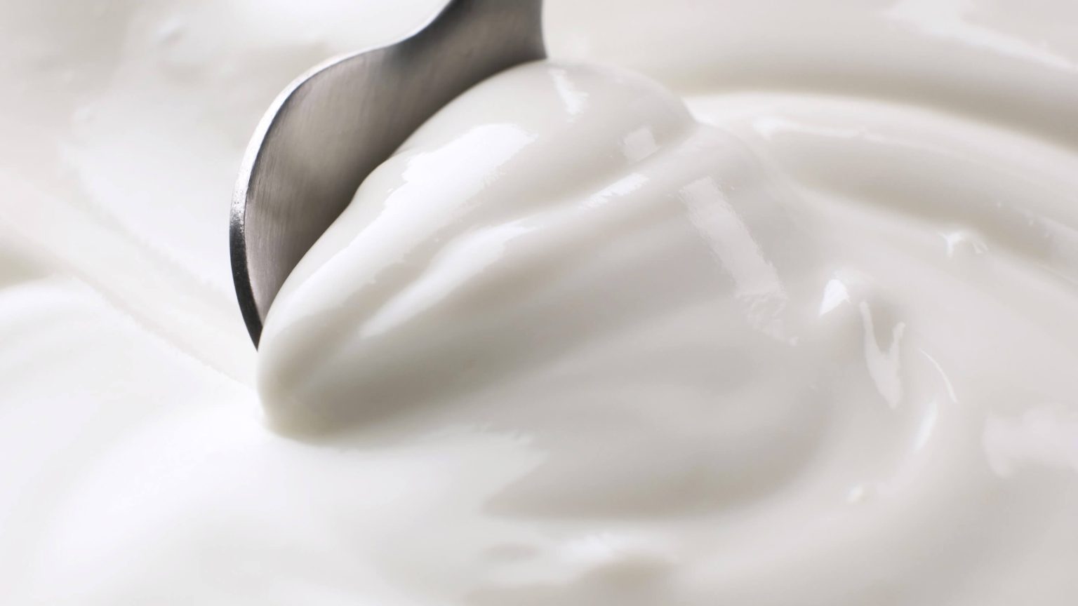 Fresh Cream vs Whipping Cream (Cara Bezakan & Apa Kegunaannya)