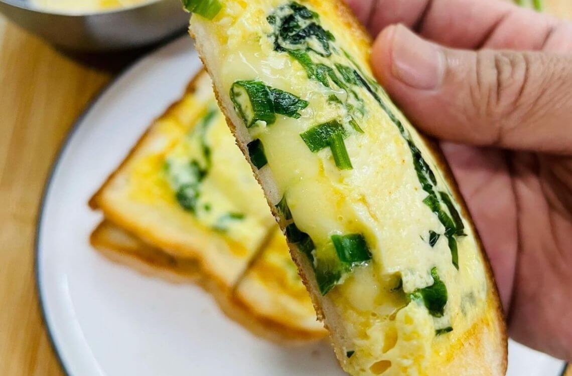 Resepi Roti Telur Cheese Leleh Yang Lain Daripada Yang Lain