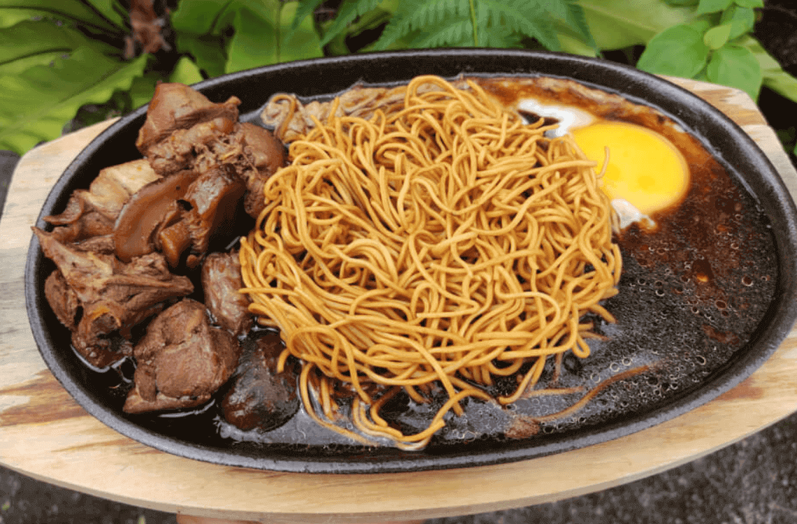 Resepi Sizzling Yee Mee Yang Boleh Disediakan di Rumah (2025)