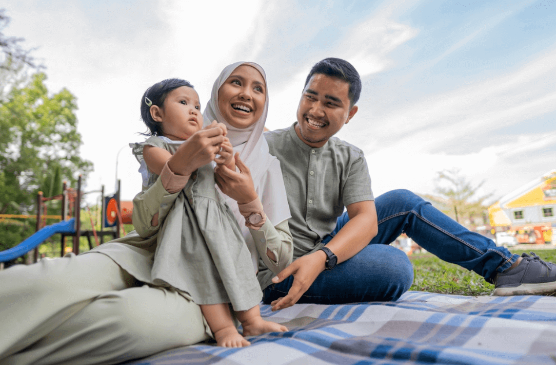 Himpunan Doa Untuk Keluarga Bahagia di Dunia & Akhirat (2025)