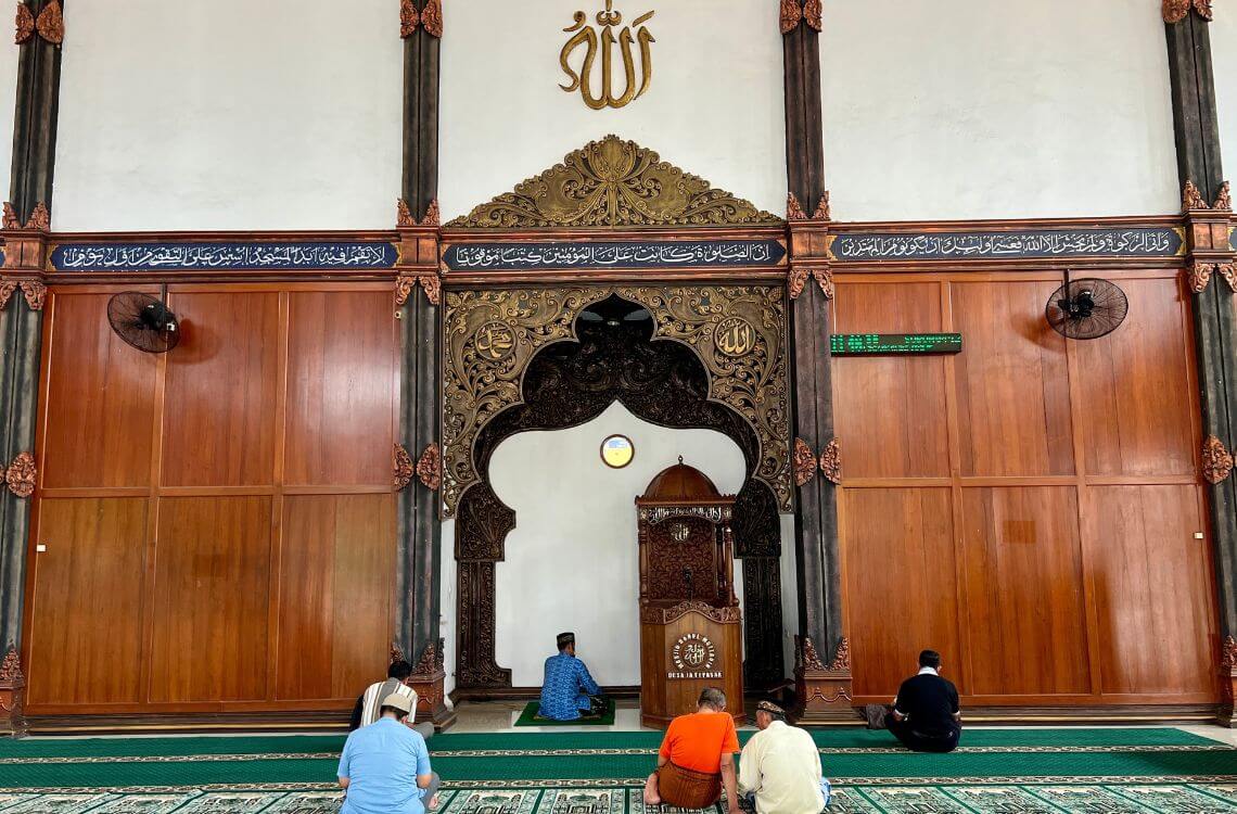 Solat Sunat Tahiyatul Masjid: Hukum, Niat & Panduan Melakukannya